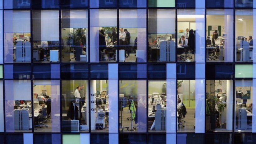 Manchester beats London, as capital's hotels struggle to return to pre ...